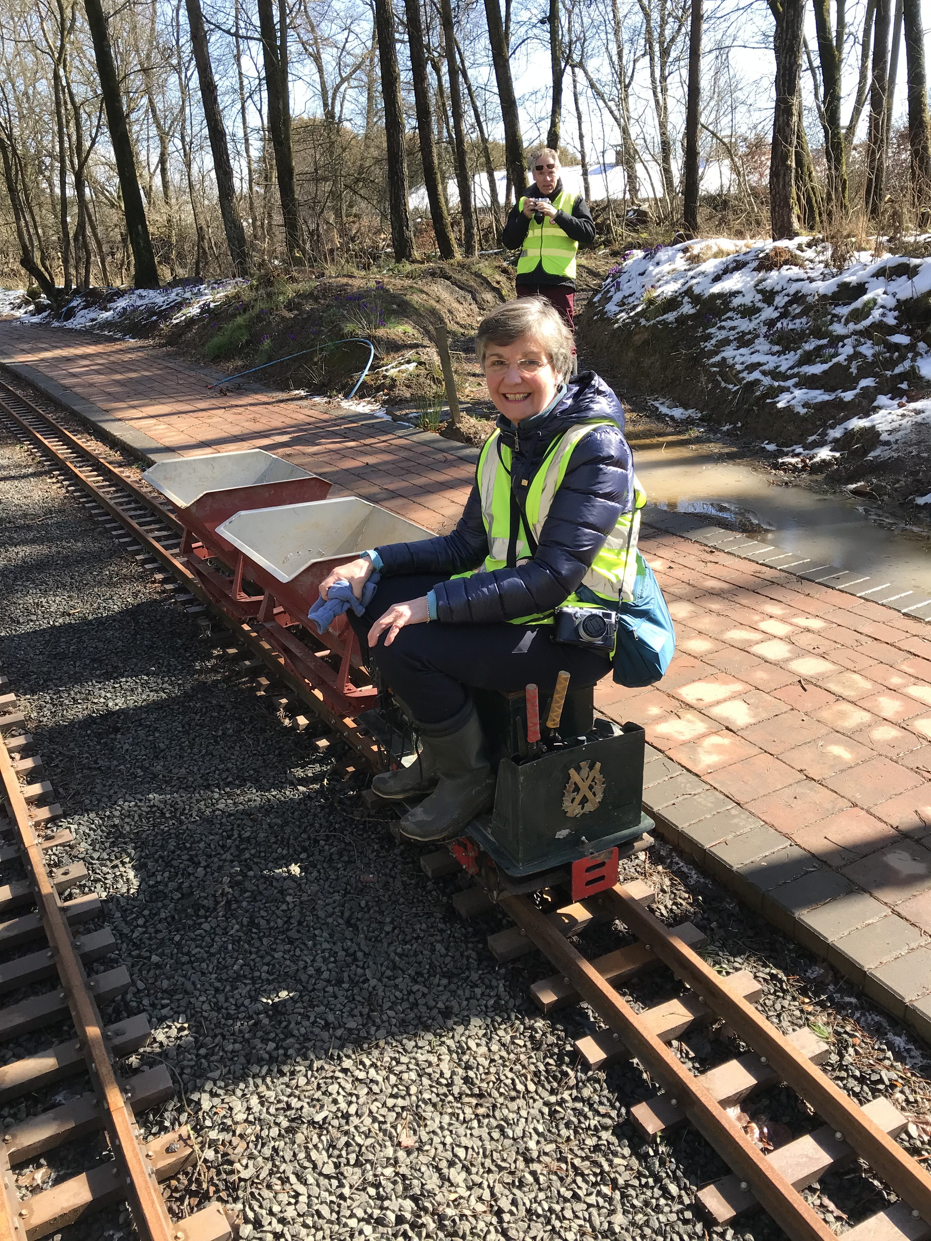 Almondell Visit by Ms Moira Niven MBE, Lord-Lieutenant | Edinburgh ...